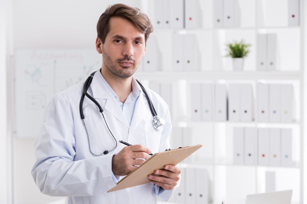 Can A Therapist Refuse To Treat A Patient? - TherapistPages.com